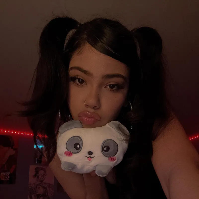 queen [pluggnb type beat] by frozy