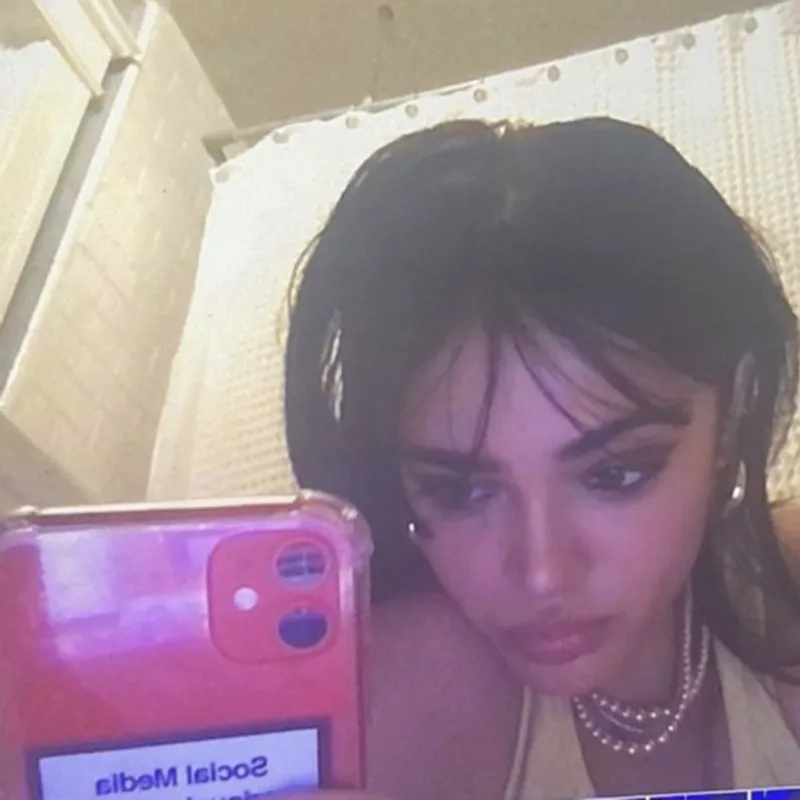 Over n Over | Pluggnb x RnB Sample Type Beat by teeayemadeit