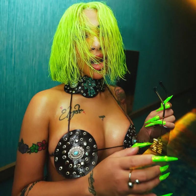 ''SOY TU PERRA " - YAILIN LA MAS VIRAL Type Beat by pianistonthebeat